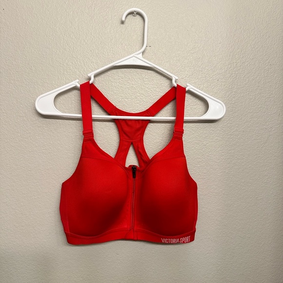 Victorias Secret Intimates And Sleepwear Victorias Secret Sports Bra Poshmark